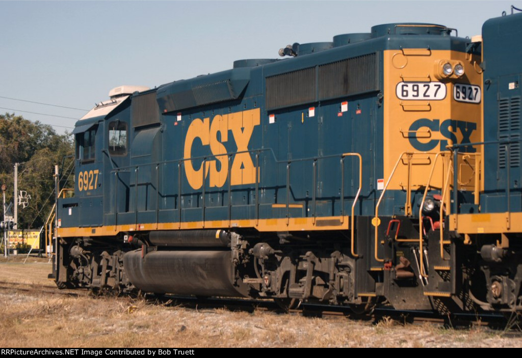CSX 6927 - x Western Maryland GP40-2 #4355 built in Jamuary of 1979.
